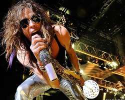 Steven Tyler Birthday, Real Name, Age, Weight, Height, Family, Facts ...