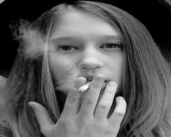 Taissa Farmiga Birthday, Real Name, Age, Weight, Height, Family, Facts ...