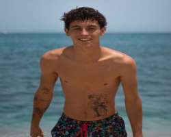 Taite Hoover Birthday, Real Name, Age, Weight, Height, Family, Facts ...