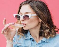 Theodora Lee Birthday, Real Name, Age, Weight, Height, Family, Facts ...