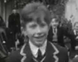 Christopher Beeny Birthday, Real Name, Age, Weight, Height, Family ...